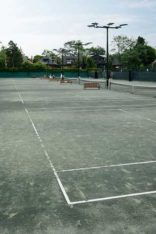 Neighbourhood | One Roxborough West